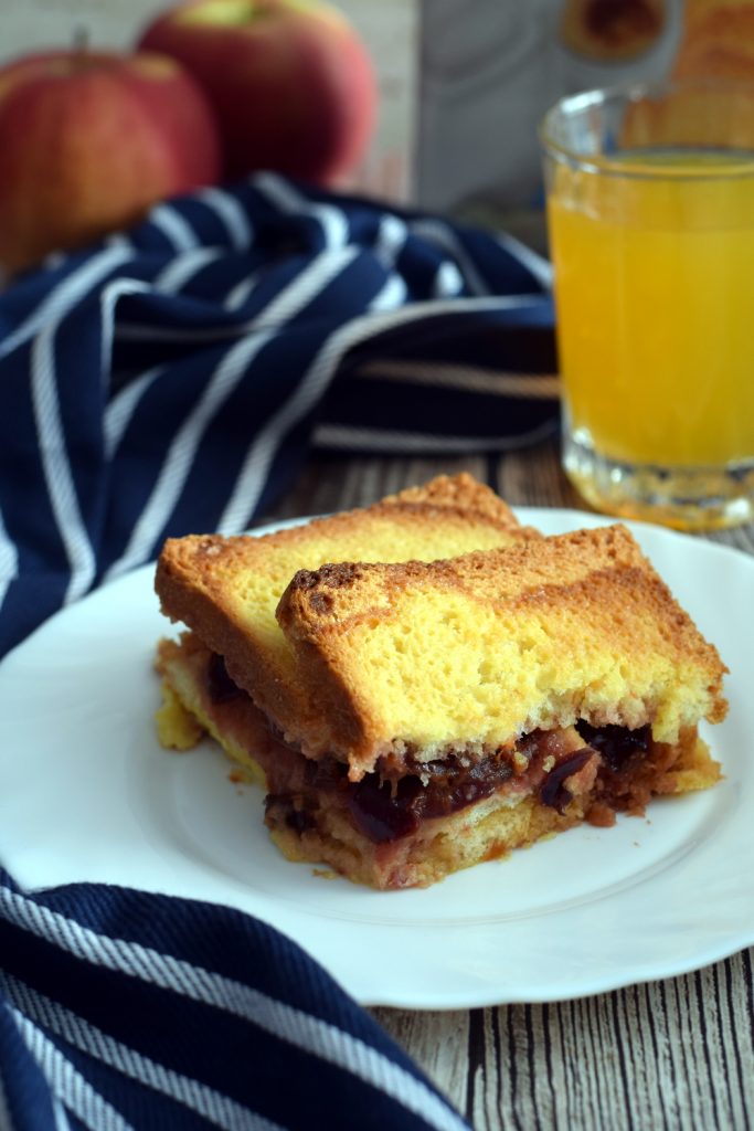 Pudding z sucharków - ze śliwkami i rodzynkami - Smaki na talerzu