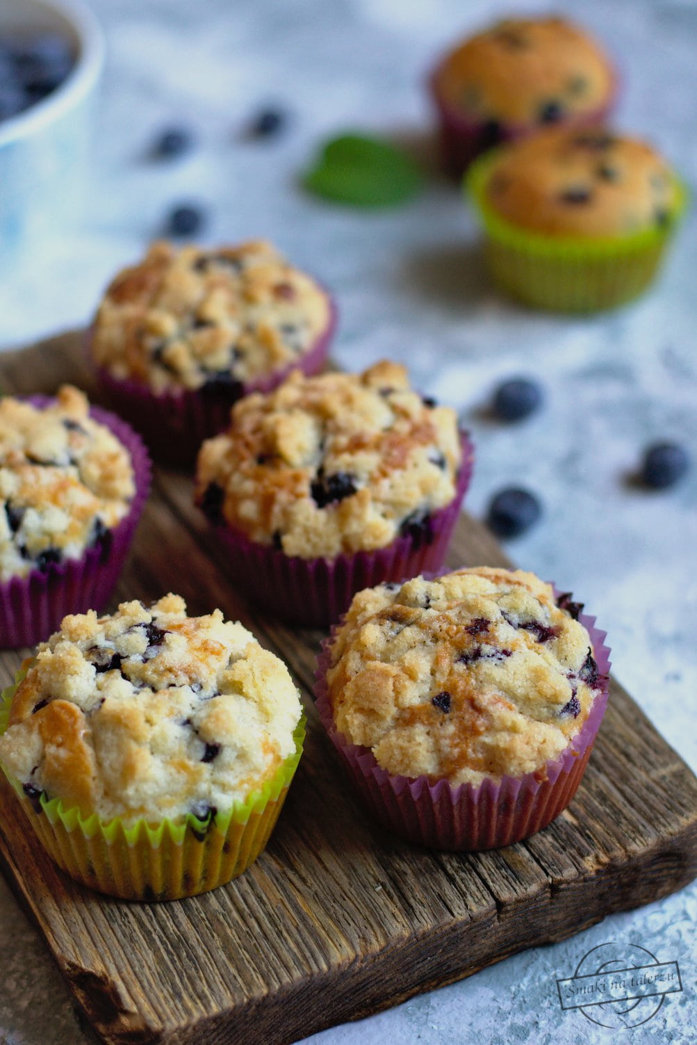 Jagodowe muffinki - Smaki na talerzu