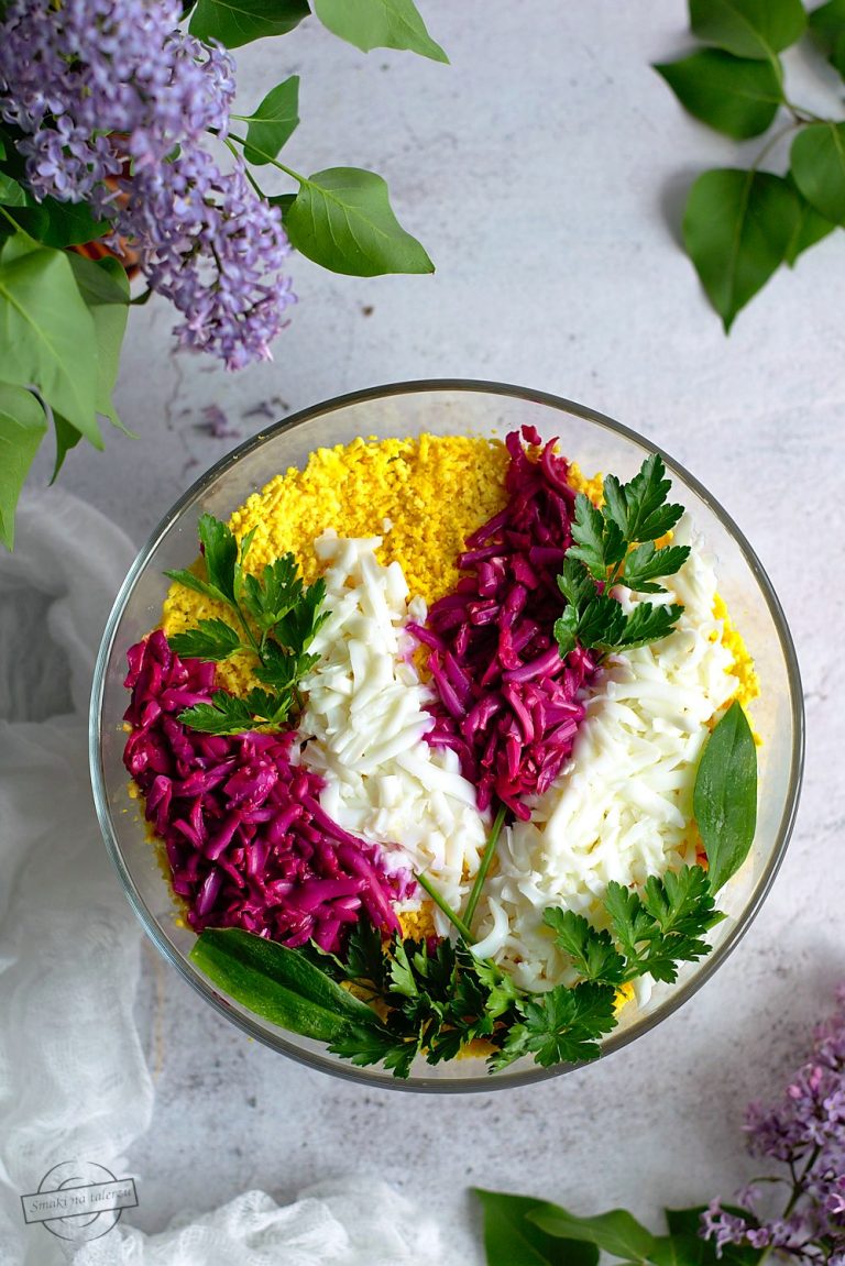 Sałatka "Kwitnący bez" - Smaki na talerzu