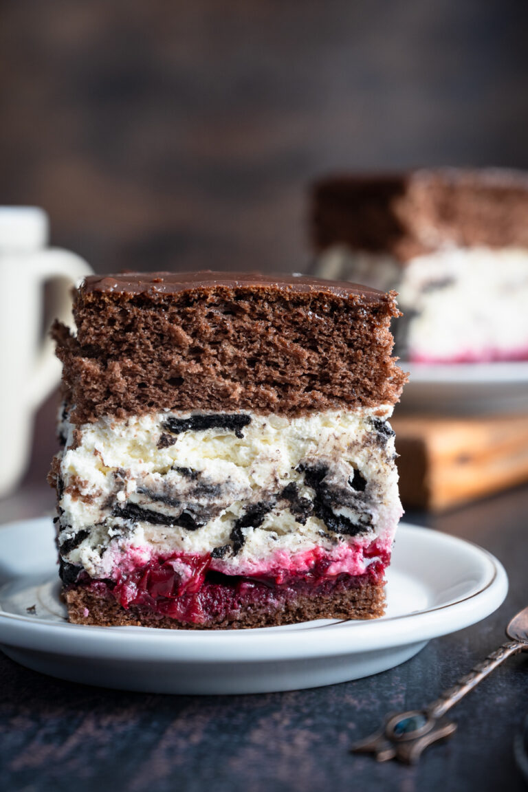 Ciasto z wiśnią i oreo - Smaki na talerzu